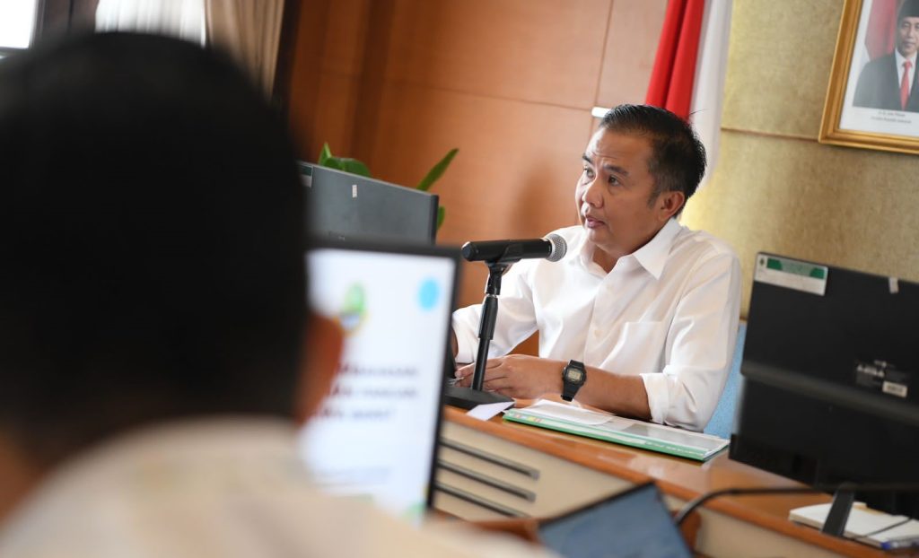 Bey Dukung Kejati Jabar Ungkap Korupsi BUMD BPR Intan Jaya - INSPIRA TV